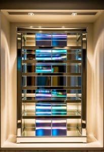 20 Iridescent Room Decor Ideas - Apartment Notes